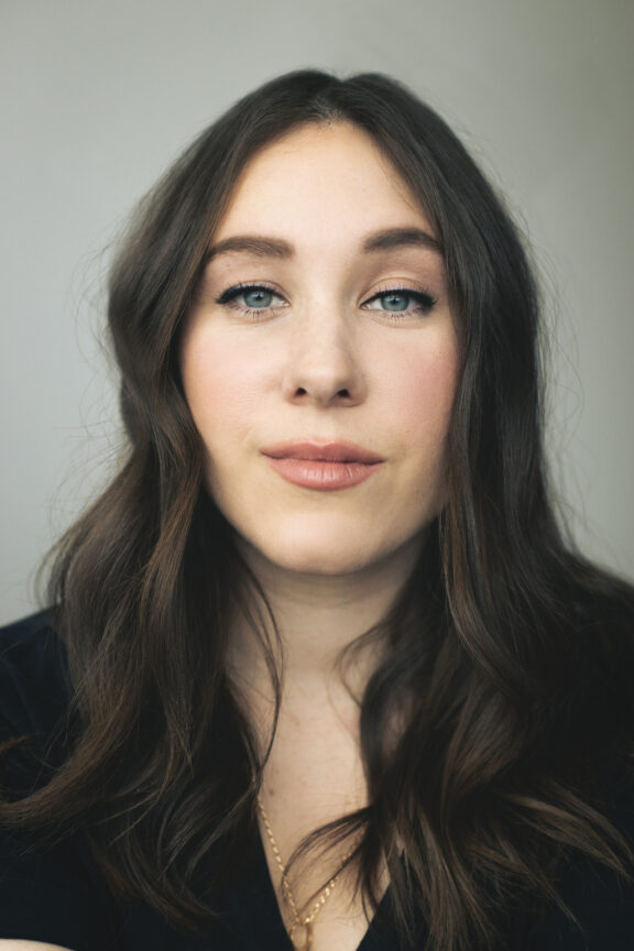 Ariel Charest - Théâtre La Licorne